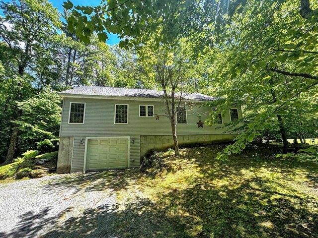house with 3 bedroom, Arlington VT ES105191818