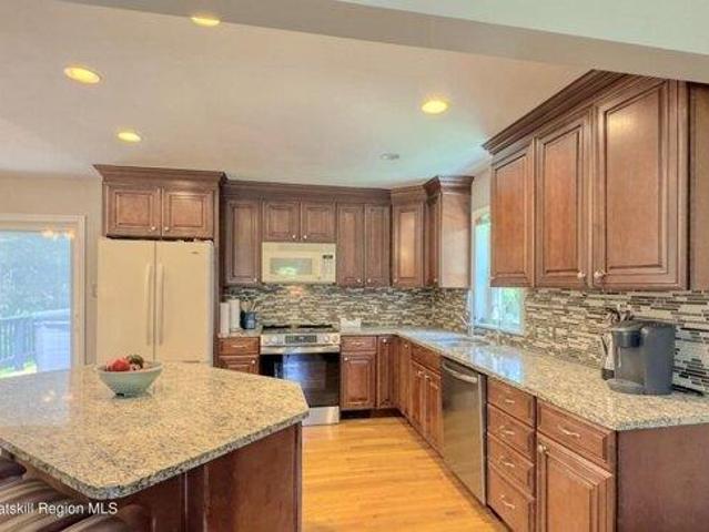 house with 3 bedroom, Athens NY DLS91707273