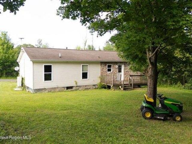 house with 3 bedroom, Athens NY DLS92371956