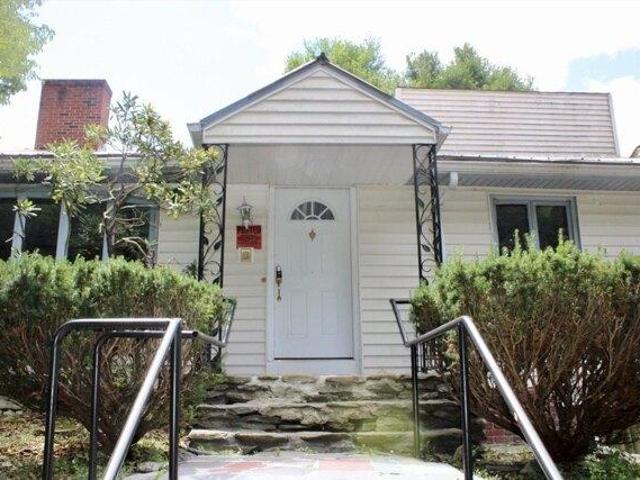 house with 3 bedroom, Athol MA DLS101659828