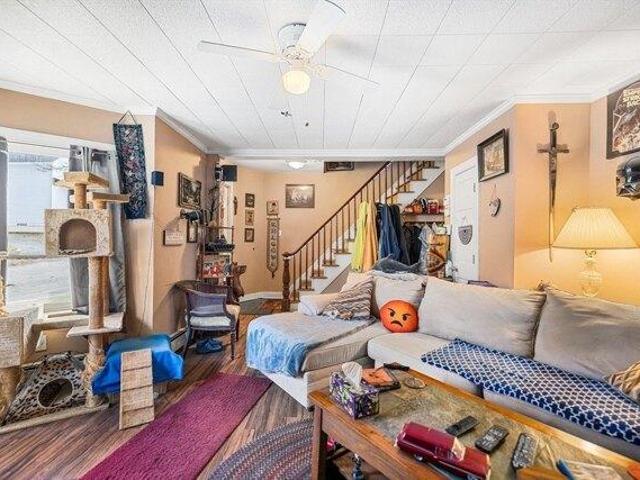house with 3 bedroom, Athol MA DLS102343326