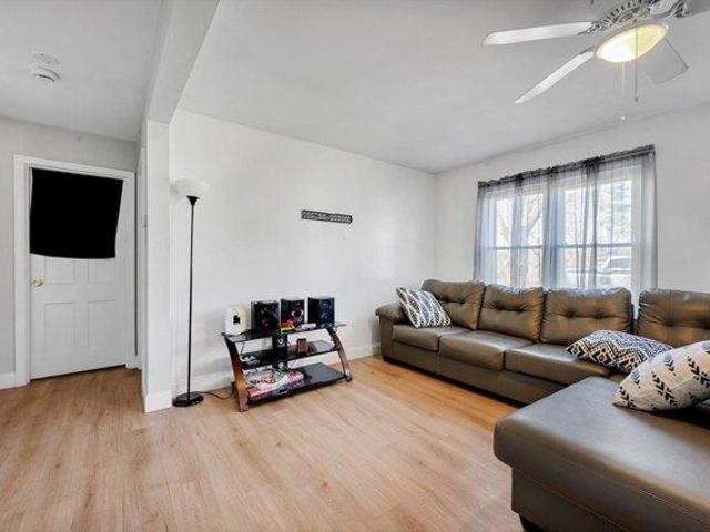 house with 3 bedroom, Athol MA DS102531119