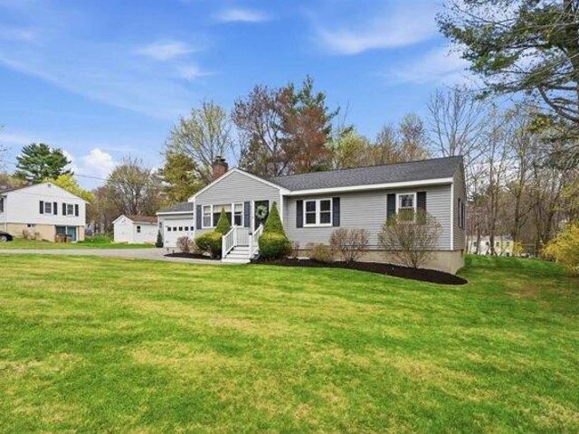 house with 3 bedroom, Atkinson NH DLS101747242
