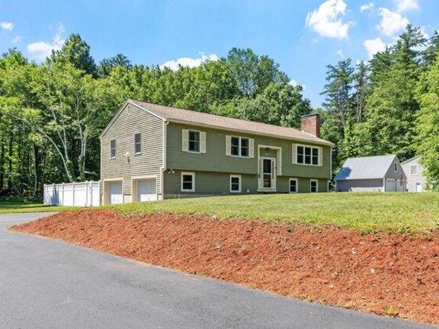 house with 3 bedroom, Atkinson NH ES104188656