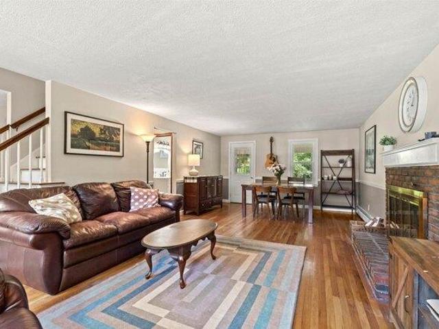 house with 3 bedroom, Atkinson NH ES104331216