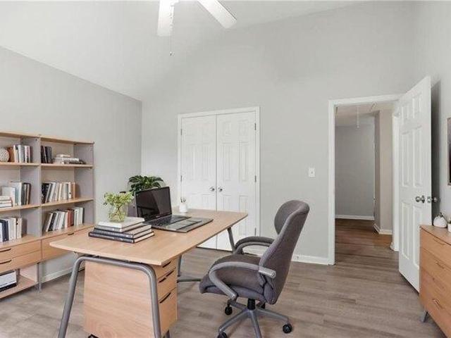 house with 3 bedroom, Atlanta GA ES104909527