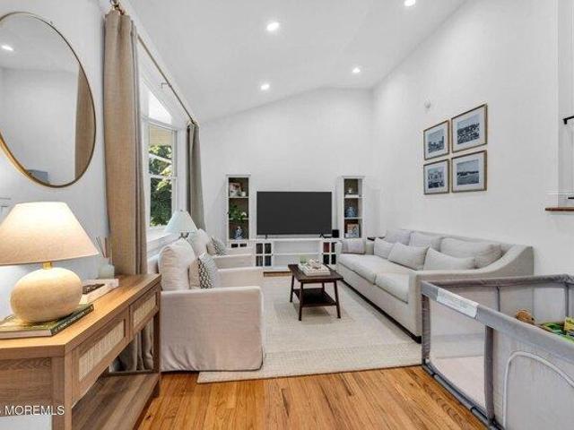 house with 3 bedroom, Atlantic Highlands NJ ES104444782