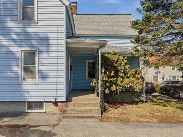 house with 3 bedroom, Attleboro MA DS101957171