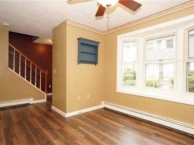 house with 3 bedroom, Attleboro MA DS102411166