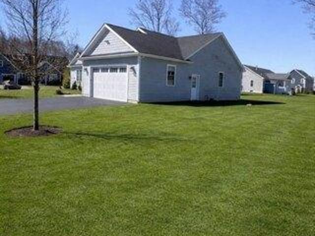 house with 3 bedroom, Attleboro MA DS102560058