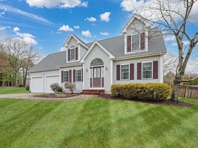 house with 3 bedroom, Attleboro MA DS102370920