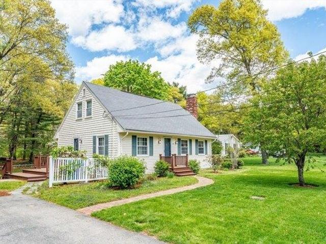 house with 3 bedroom, Attleboro MA DS103221607