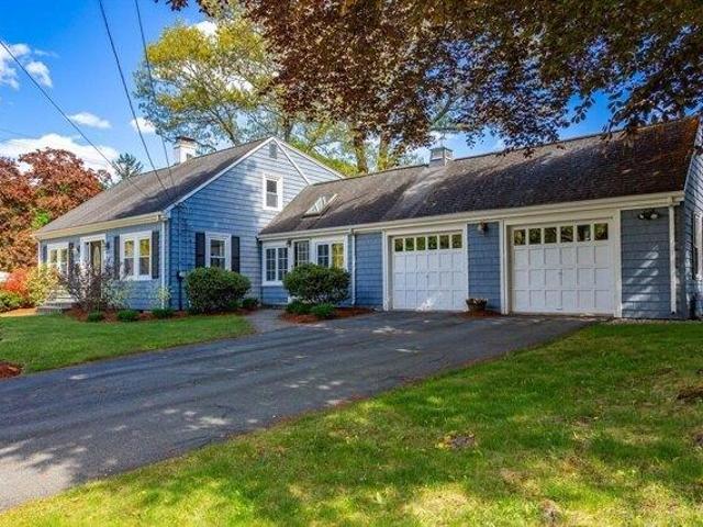house with 3 bedroom, Attleboro MA ES102823386