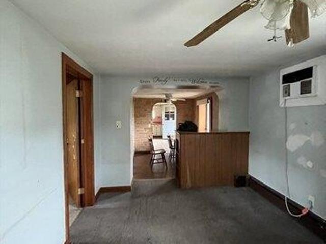 house with 3 bedroom, Attleboro MA ES104606624