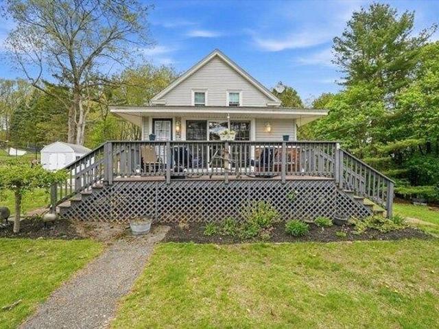 house with 3 bedroom, Auburn MA DS102411452