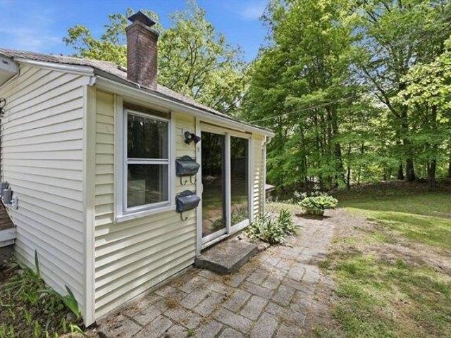 house with 3 bedroom, Auburn MA DS102668723