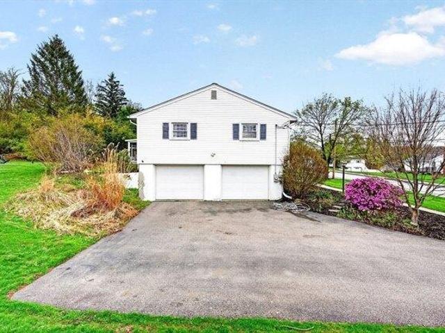 house with 3 bedroom, Auburn MA DS102157921