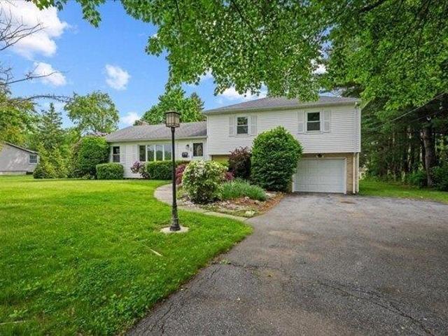 house with 3 bedroom, Auburn MA DS103162742
