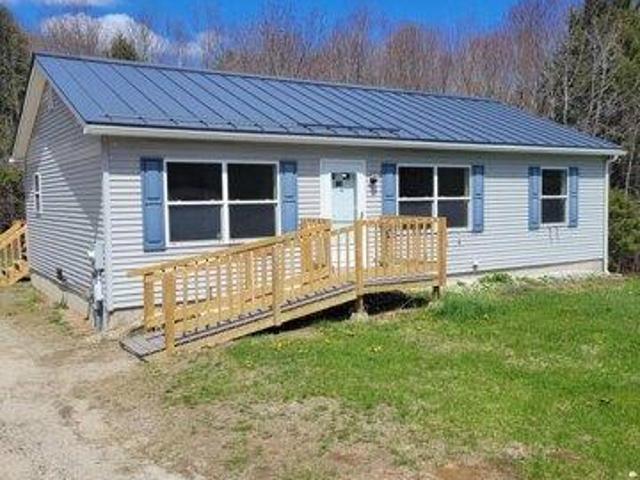house with 3 bedroom, Auburn ME DS101999811