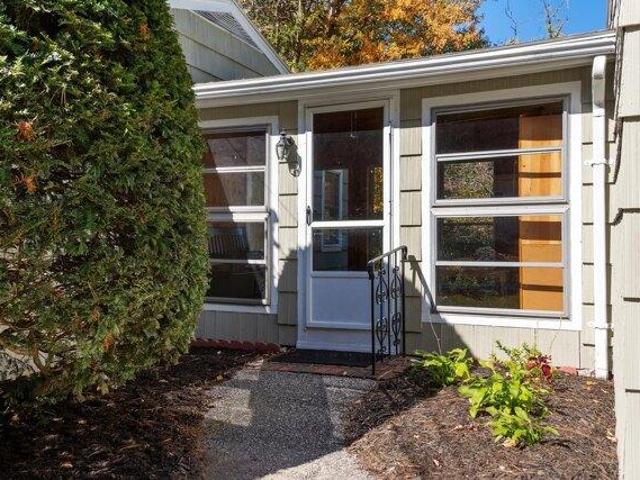 house with 3 bedroom, Auburn ME DS102213280