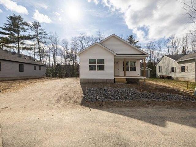 house with 3 bedroom, Auburn ME DS102346342