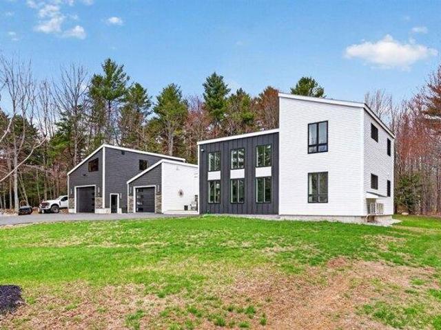 house with 3 bedroom, Auburn ME DS103436451