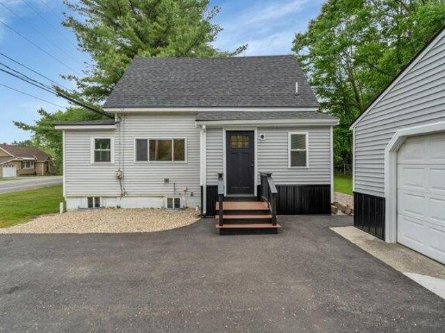 house with 3 bedroom, Auburn ME DS103498176