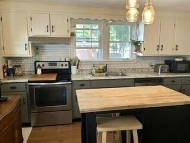 house with 3 bedroom, Auburn ME DS103248789