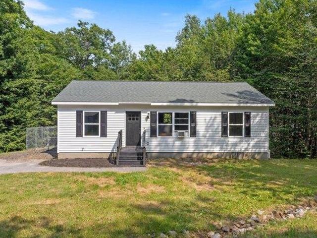 house with 3 bedroom, Auburn ME DS104441123