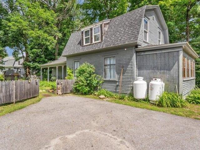 house with 3 bedroom, Auburn ME DS104479440
