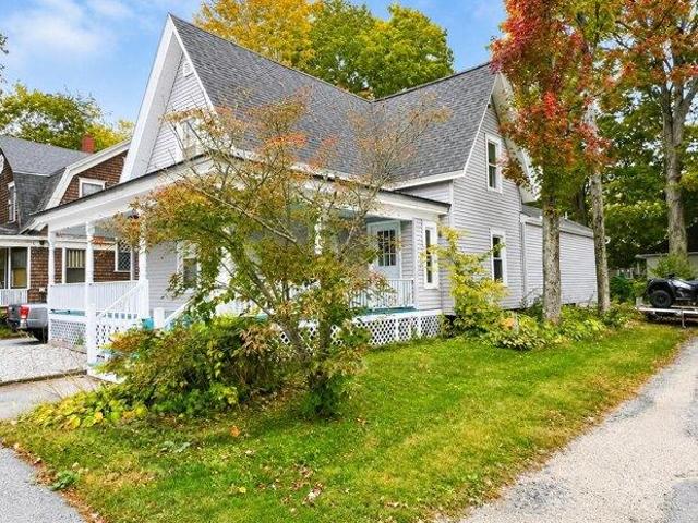 house with 3 bedroom, Auburn ME DS104077078