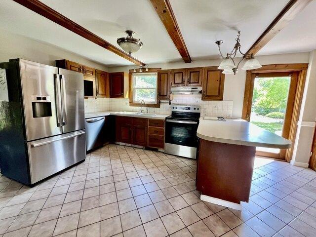house with 3 bedroom, Auburn ME DS104376589