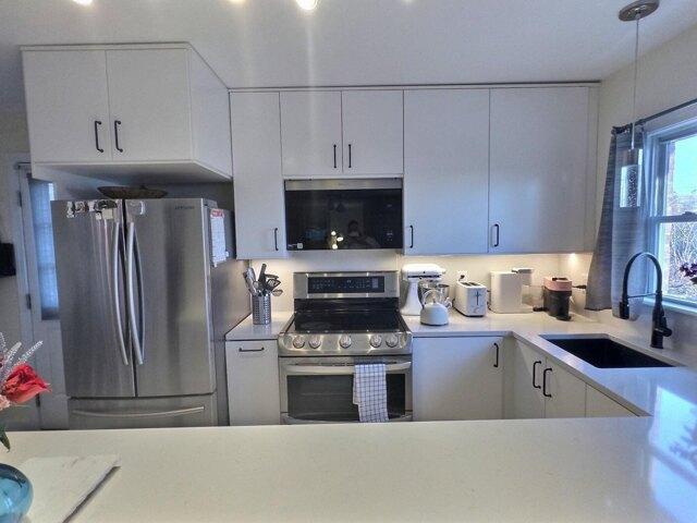 house with 3 bedroom, Auburn ME ES103437135