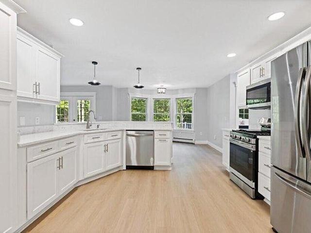 house with 3 bedroom, Auburn ME ES103443832