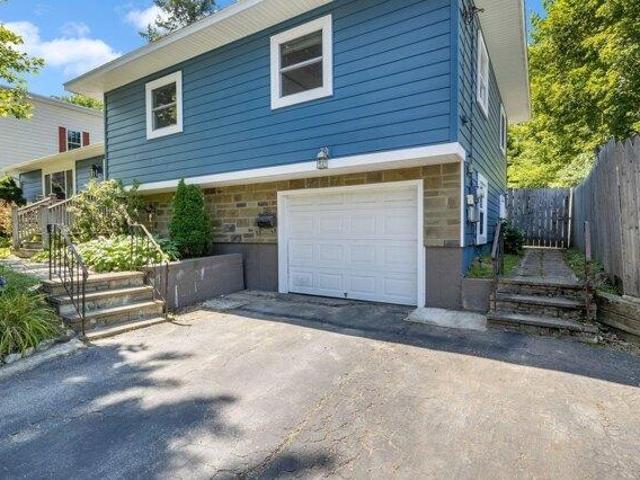house with 3 bedroom, Auburn ME ES104832758
