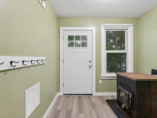 house with 3 bedroom, Auburn ME ES105106904