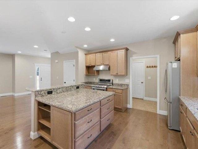 house with 3 bedroom, Auburn NH DS104044128