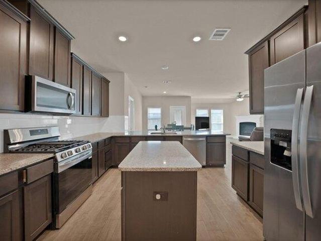 house with 3 bedroom, Aubrey TX DLS93996014