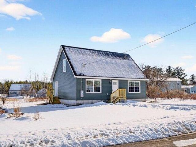 house with 3 bedroom, Augusta ME DLS101933958