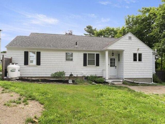 house with 3 bedroom, Augusta ME DS104007908