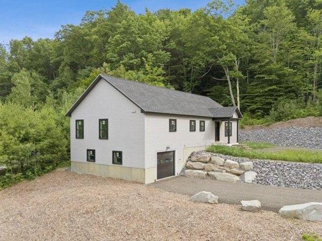 house with 3 bedroom, Augusta ME DS104265723