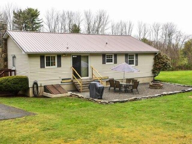 house with 3 bedroom, Augusta ME DS102708914