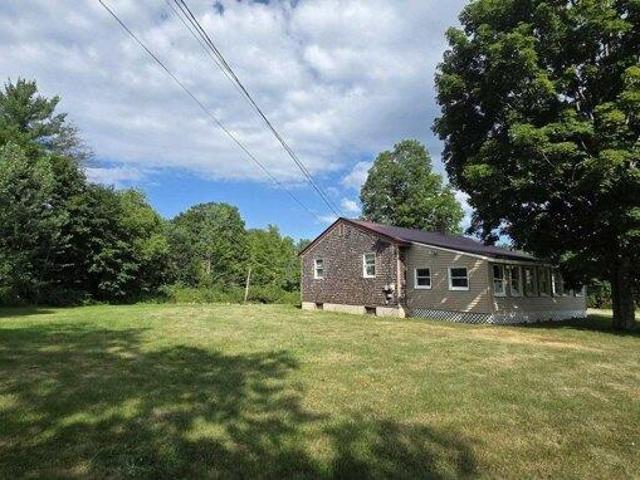 house with 3 bedroom, Augusta ME ES104297091