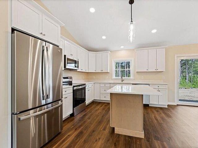 house with 3 bedroom, Augusta ME ES104443715