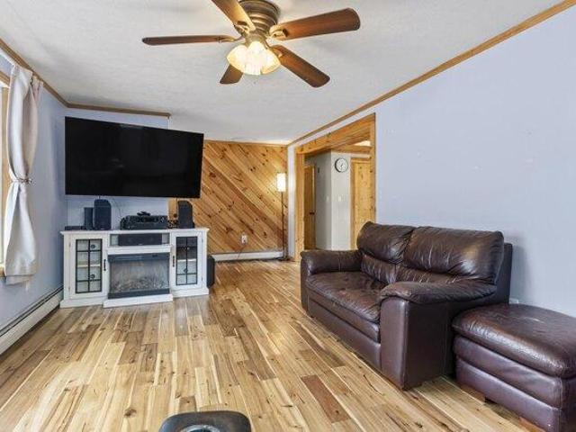 house with 3 bedroom, Augusta ME ES103249501