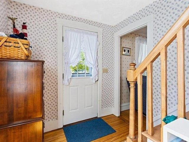 house with 3 bedroom, Augusta ME ES103249876