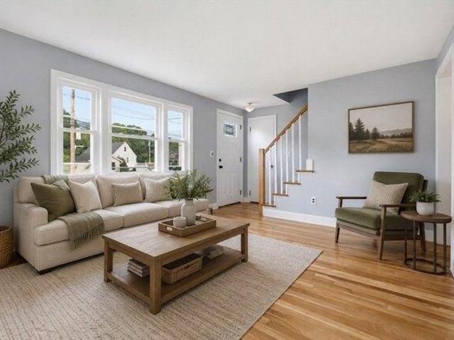 house with 3 bedroom, Avon MA ES104297573