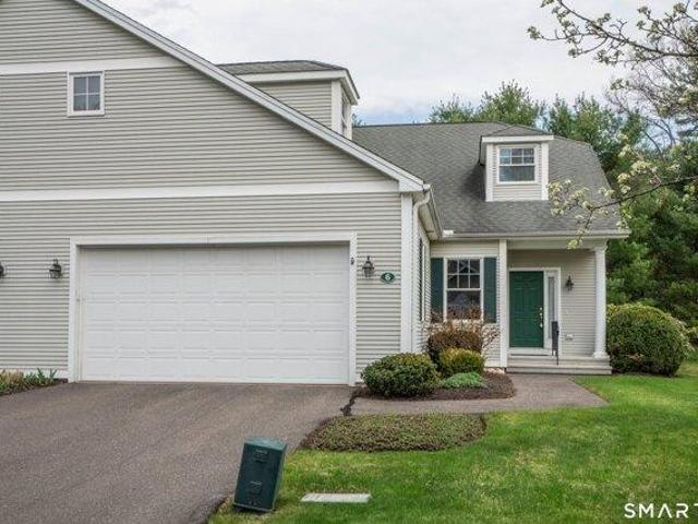 house with 3 bedroom, Avon CT DLS102345424