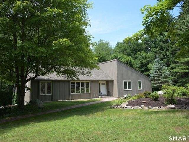 house with 3 bedroom, Avon CT DS104407802