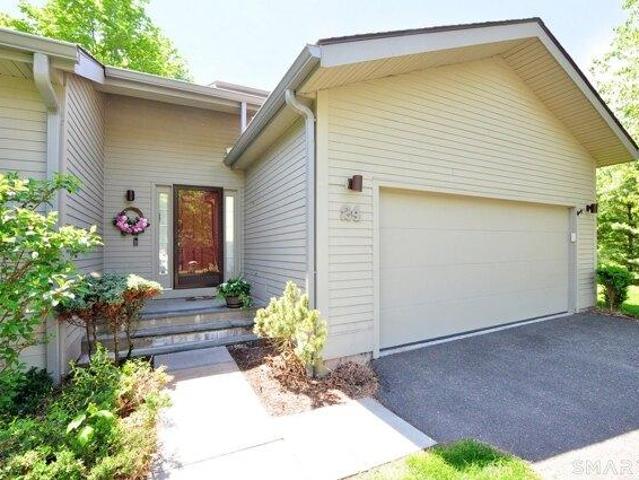 house with 3 bedroom, Avon CT DS103931405